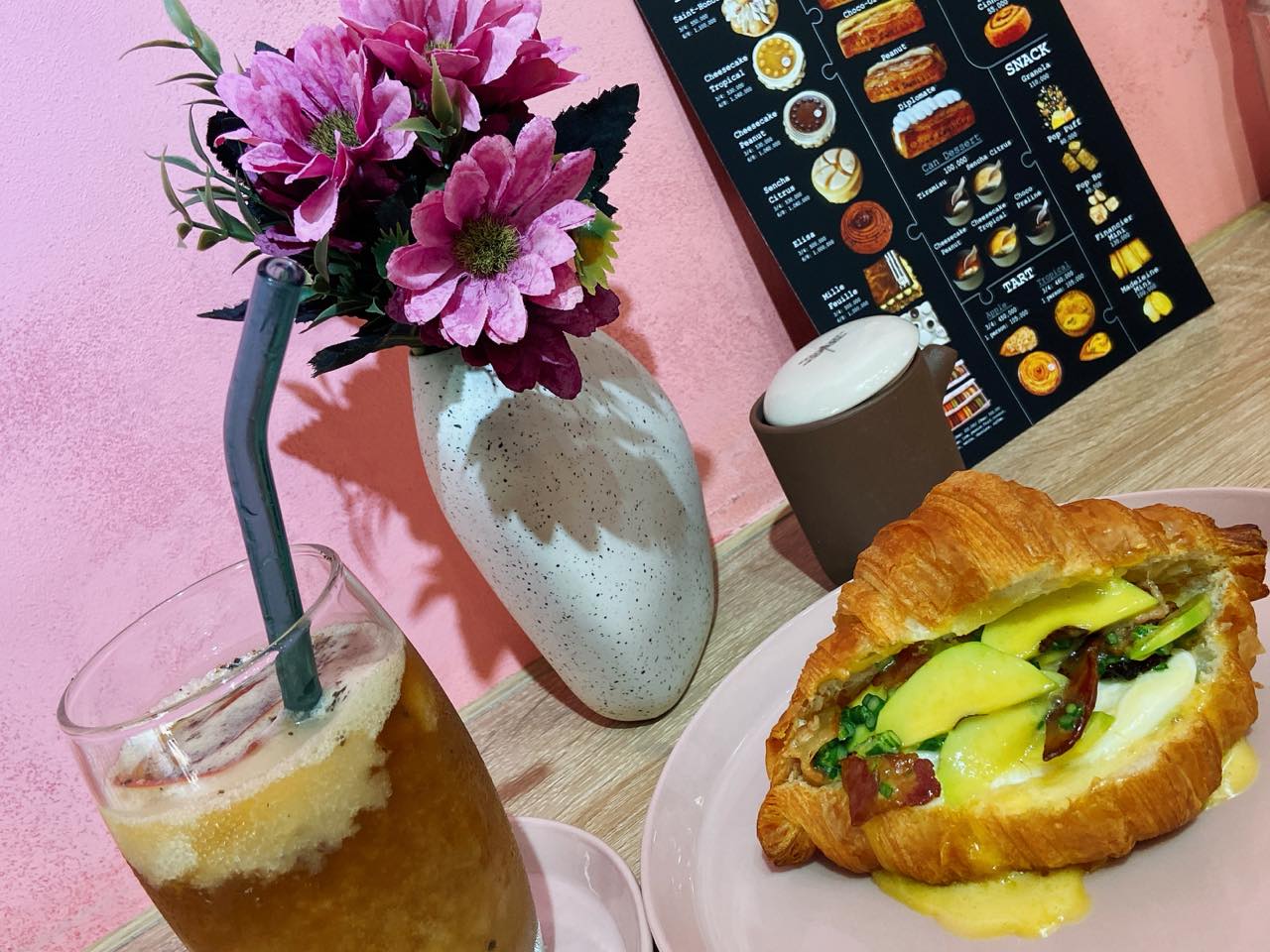【Ho Chi Minh】ロビンの工房にイートインスペースができましたよ！ ~ Robin Mouquet Bakery | フードアナリスト ...