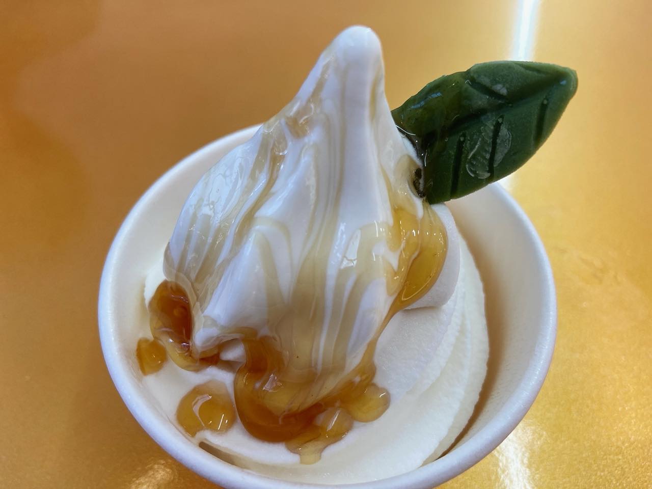 【Ho Chi Minh】マヌカハニーのお店でソフトクリーム？？？ ~ Manuka Mee | フードアナリストちぇりのホーチミンの美味いもん