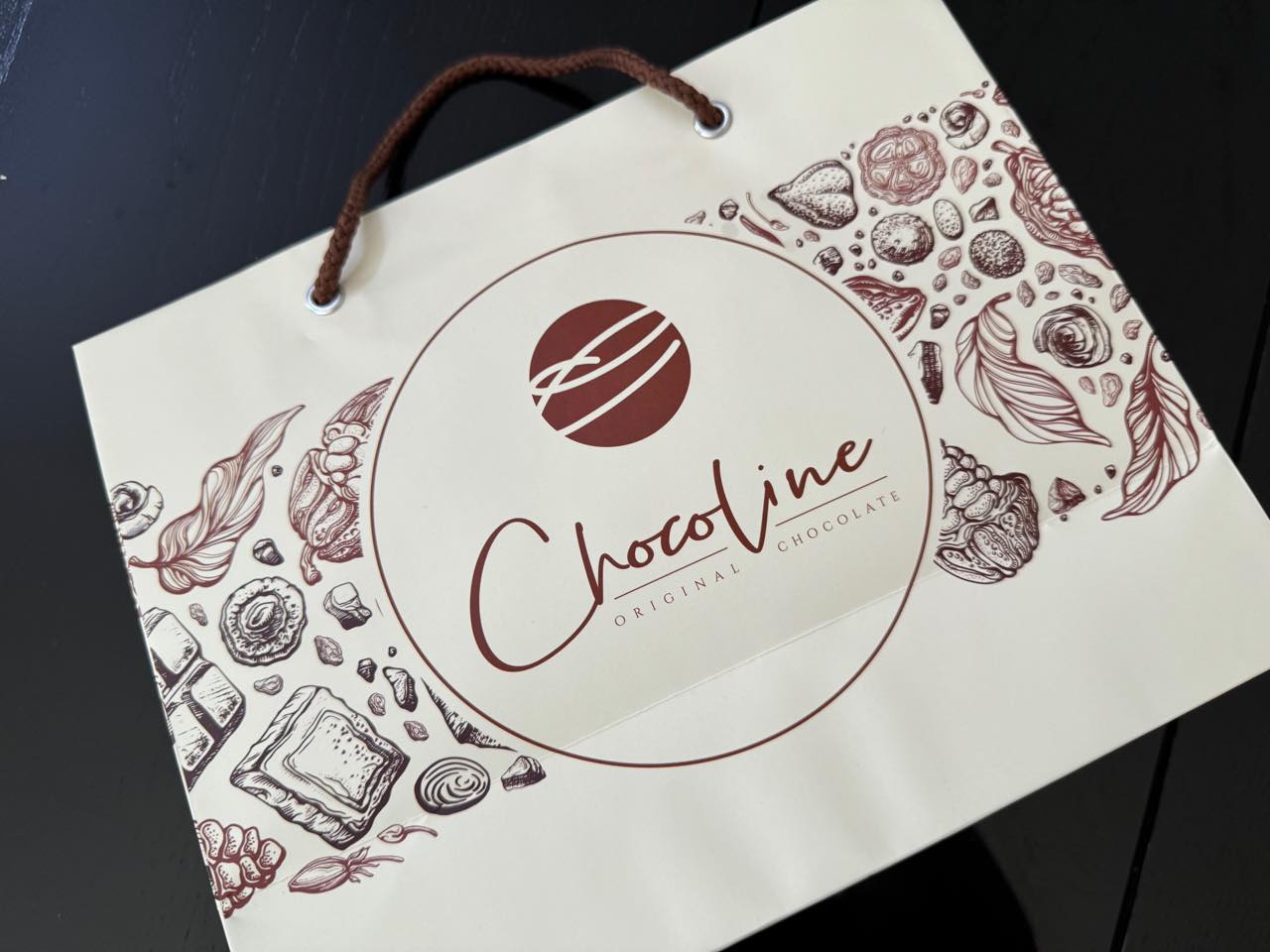 【Ho Chi Minh・Grab Food】何気なーく頼んだカフェに美味しい生チョコがあった！ ~ Chocoline Cafe | フード ...