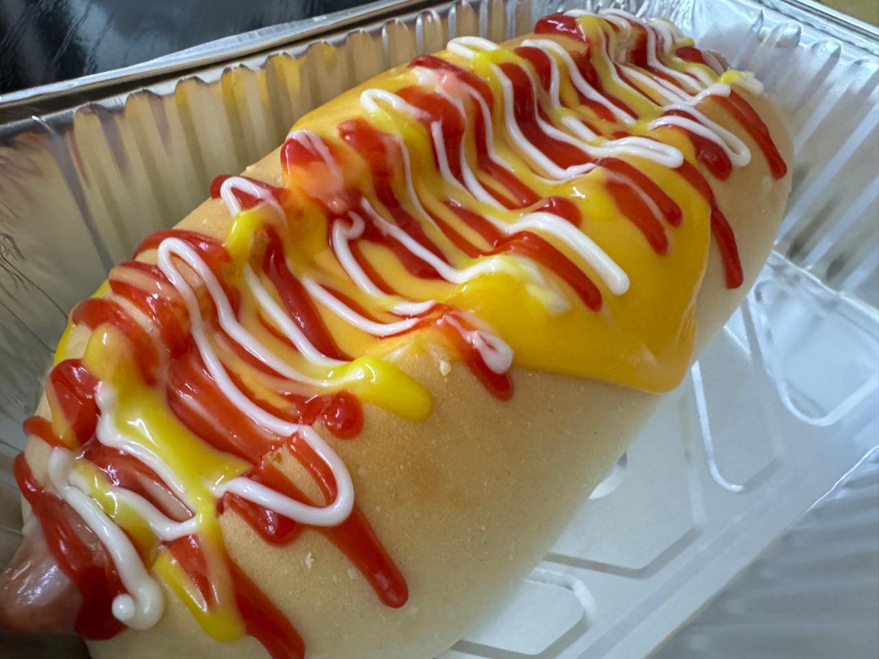 【Ho Chi Minh・Capichi】バーガーよりライトに楽しめるホットドッグ ＆チキンリング？？？ ~ Hot Dog Day ...