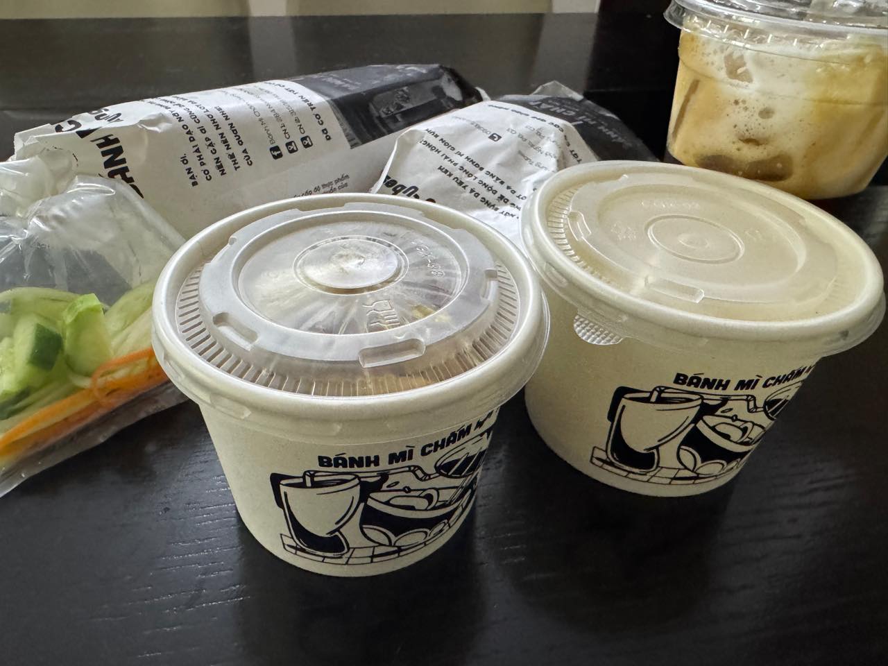 【Grab Food / Ho Chi Minh】Banh Mi 練乳って絶対美味しいやん！ ~ Banh Mi Cham Hung ...