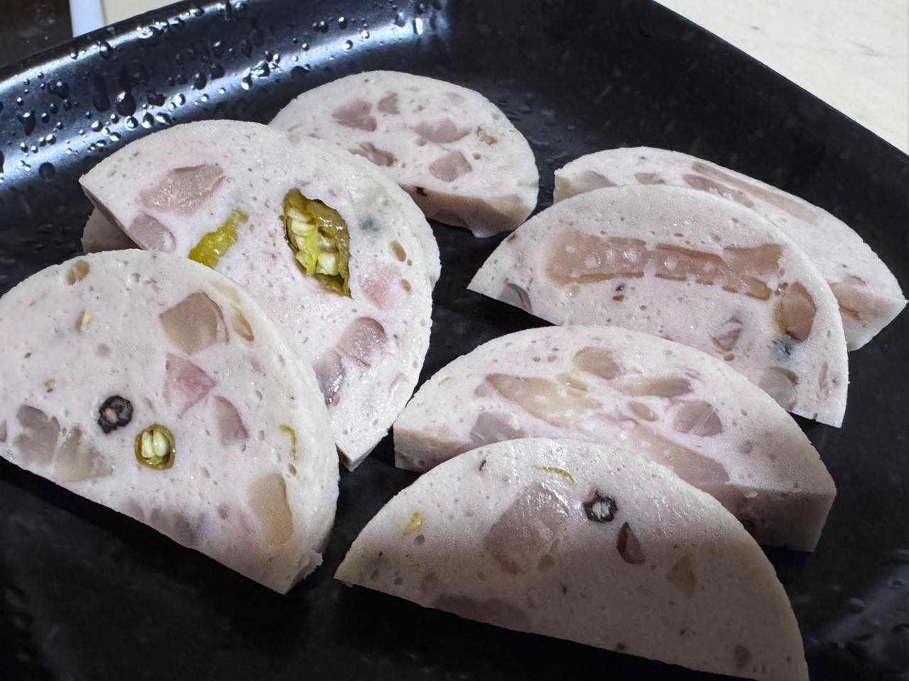 【Vietnam？】青唐辛子ソーセージ入りCha Lua！これ常備しとくとおつまみ活動捗る捗る！ ~ Cha Lua Green pepper ...